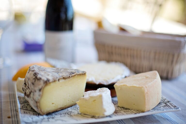 Cheese - The Nutrition Source